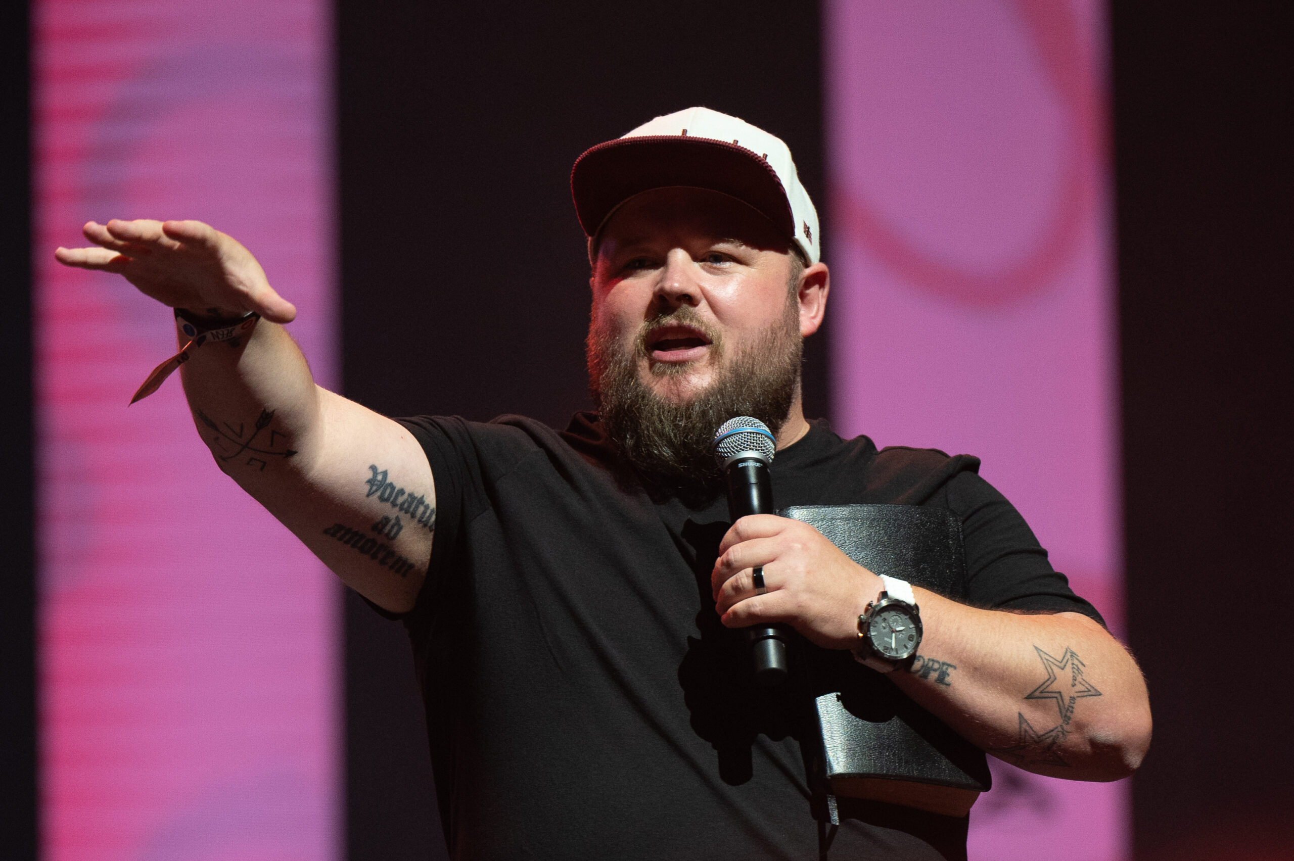 Tom Jacobsen talar á TeenStreet | OM Føroyar